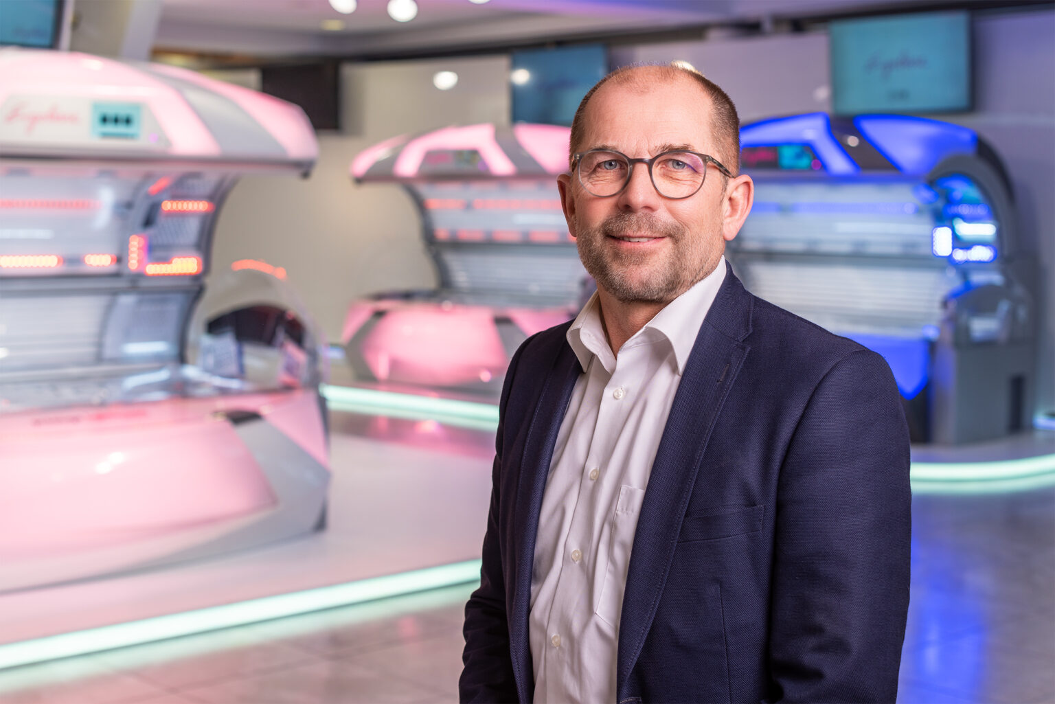 One team – JK Group EN